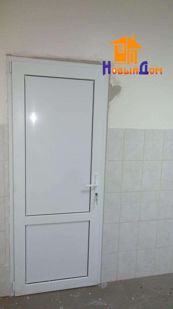 Пластиковые двери в Хабаровске - Купить с Установкой